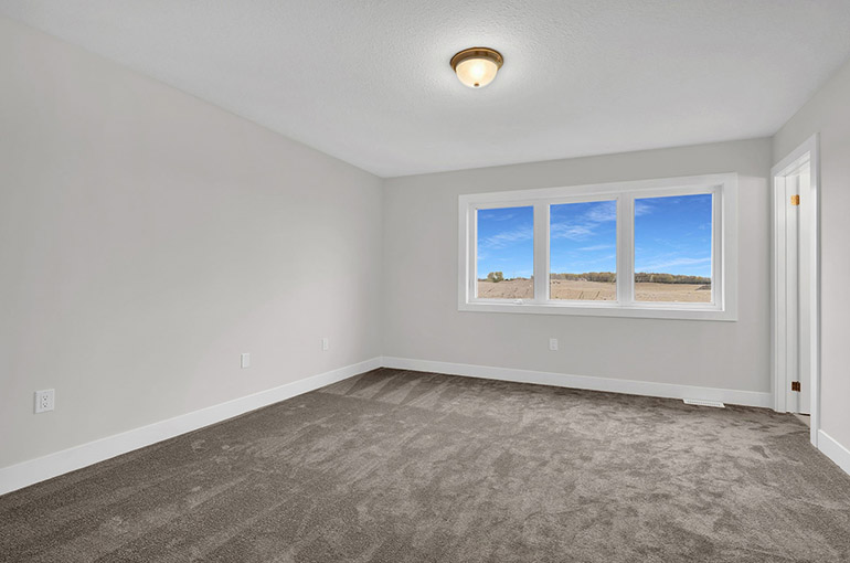 Model and New Homes | Quick Closing | Lot 14 The Warren